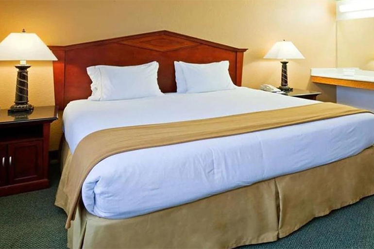 Coratel Inn and Suites By Jasper Eagan ST Paul Airport & Mall of America